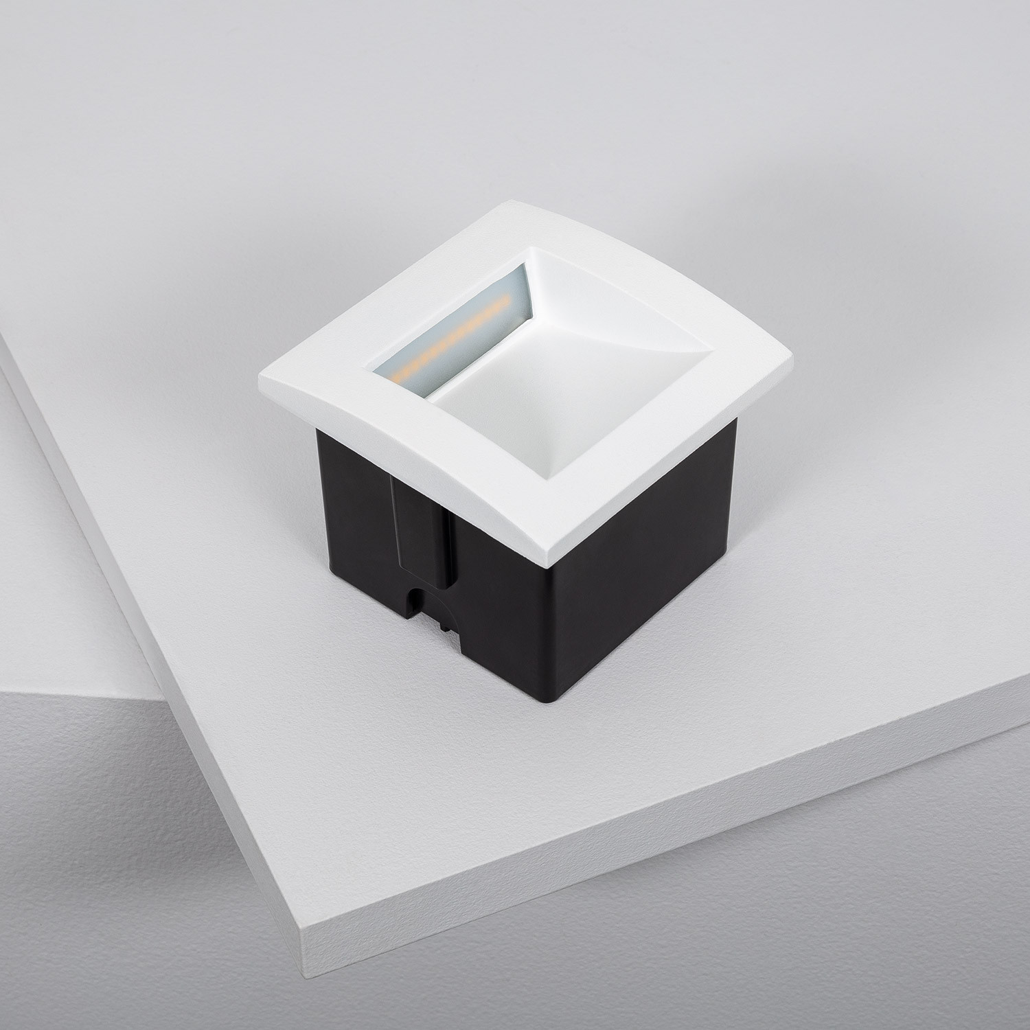 Baliza Exterior LED 4W Empotrable Pared Cuadrado Blanco Leif - efectoLED